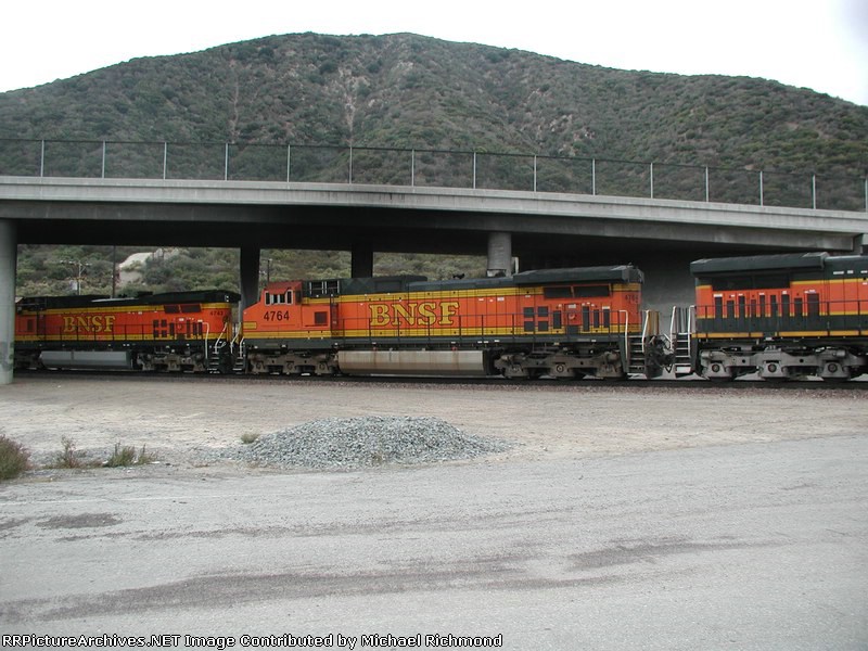 BNSF 4764